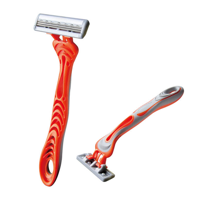 China Triple blade classical design men disposable razor 3105TL factory ...